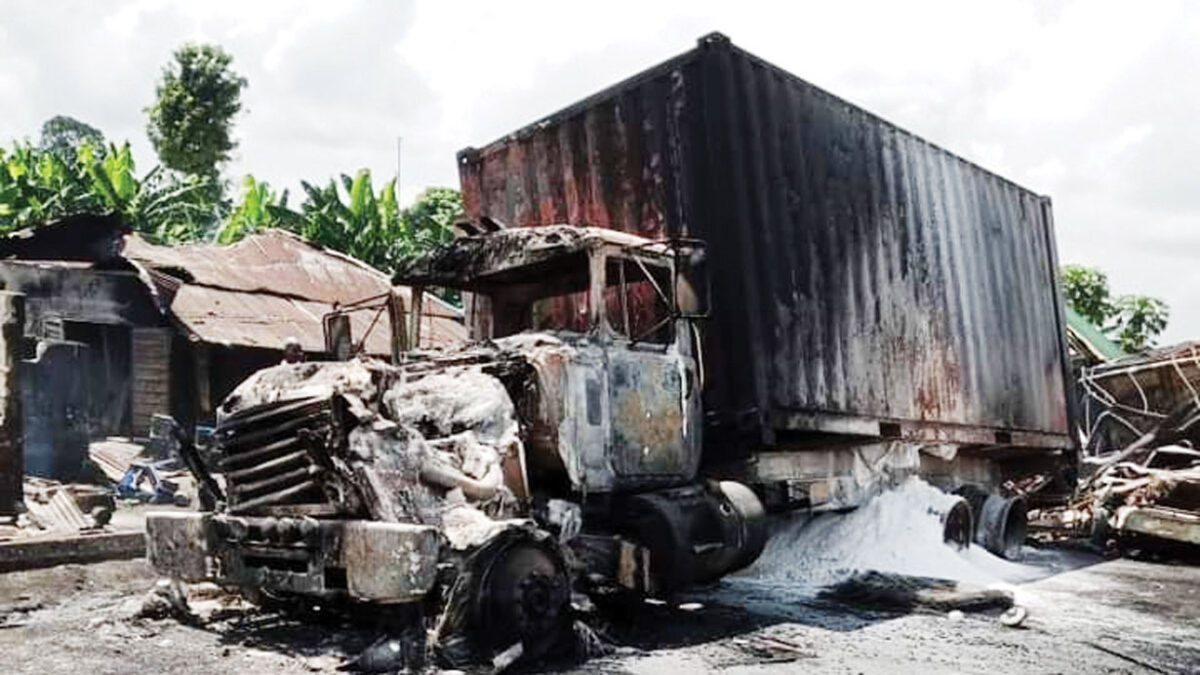 Two feared dead as fuel tanker explodes in Rivers | Maritime Today Online