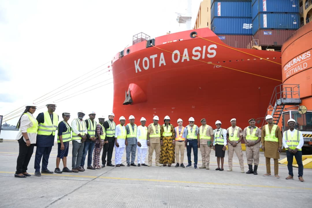 Onne Terminal welcomes West Africa’s first LNG-powered container ship ...